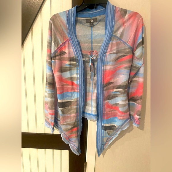 ALO Yoga | Other | Alo Yoga Layered Wrap Art To Wear Comfy Soft Size Xs ...